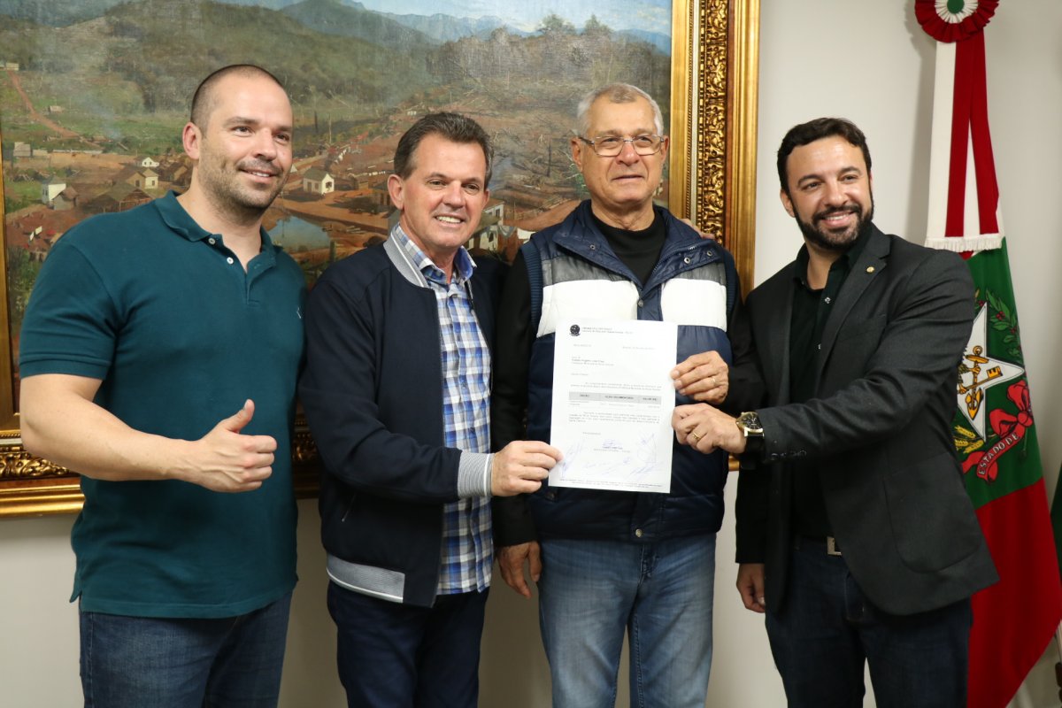 Daniel Freitas libera R$ 350 mil para Nova Veneza